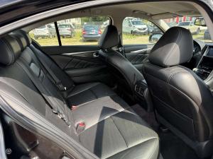 Melns Infiniti Q50 2014 Viļņa, ar dzinēja tilpumu 2.20 L un nobraukumu 181 tūkst. km par 3300 €, foto 23 vietnē AUTOMOTO.COM.LV