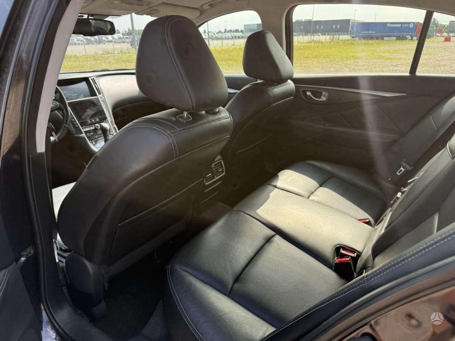 Melns Infiniti Q50 2014 Viļņa, ar dzinēja tilpumu 2.20 L un nobraukumu 181 tūkst. km par 3300 €, foto 24 vietnē AUTOMOTO.COM.LV