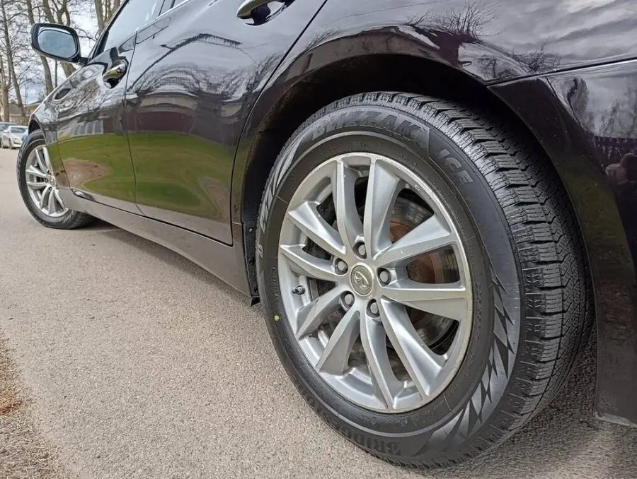 Melns Infiniti Q50 2016 Rīga, ar dzinēja tilpumu 2.20 L un nobraukumu 240 tūkst. km par 6490 €, foto 8 vietnē AUTOMOTO.COM.LV