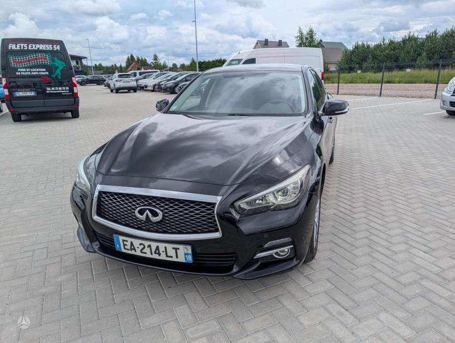Melns Infiniti Q50 2016 Tauragė, ar dzinēja tilpumu 2.14 L un nobraukumu 231 tūkst. km par 6900 €, foto 3 vietnē AUTOMOTO.COM.LV