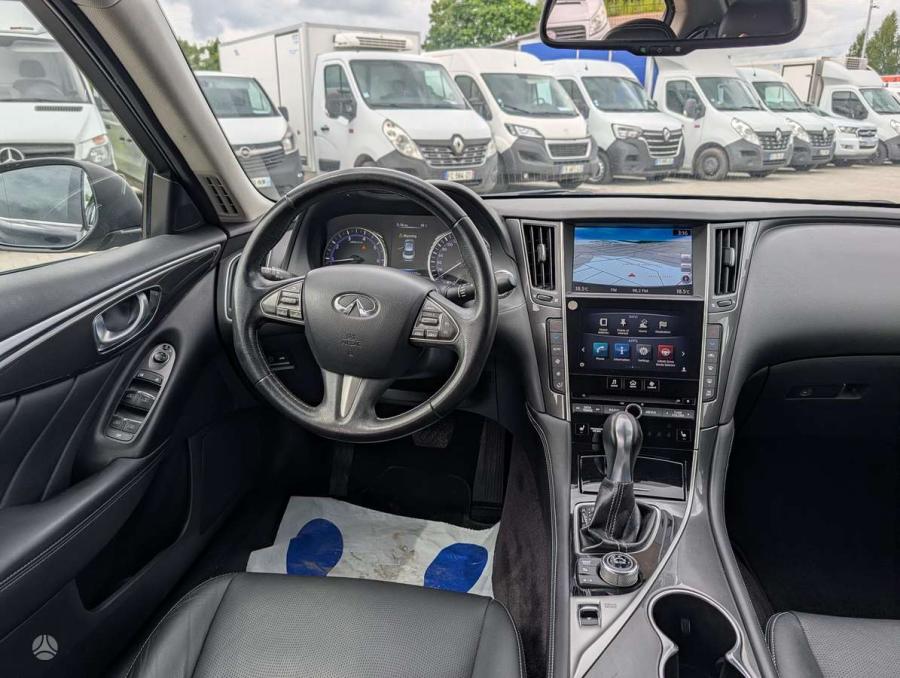 Melns Infiniti Q50 2016 Tauragė, ar dzinēja tilpumu 2.14 L un nobraukumu 231 tūkst. km par 6900 €, foto 10 vietnē AUTOMOTO.COM.LV