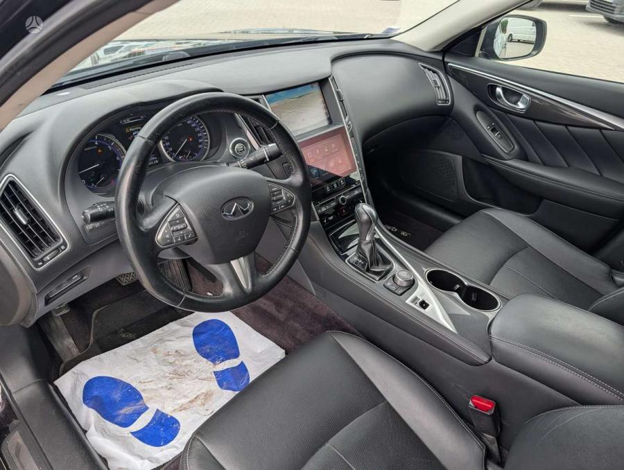 Melns Infiniti Q50 2016 Tauragė, ar dzinēja tilpumu 2.14 L un nobraukumu 231 tūkst. km par 6900 €, foto 11 vietnē AUTOMOTO.COM.LV