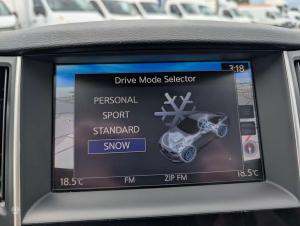 Melns Infiniti Q50 2016 Tauragė, ar dzinēja tilpumu 2.14 L un nobraukumu 231 tūkst. km par 6900 €, foto 16 vietnē AUTOMOTO.COM.LV