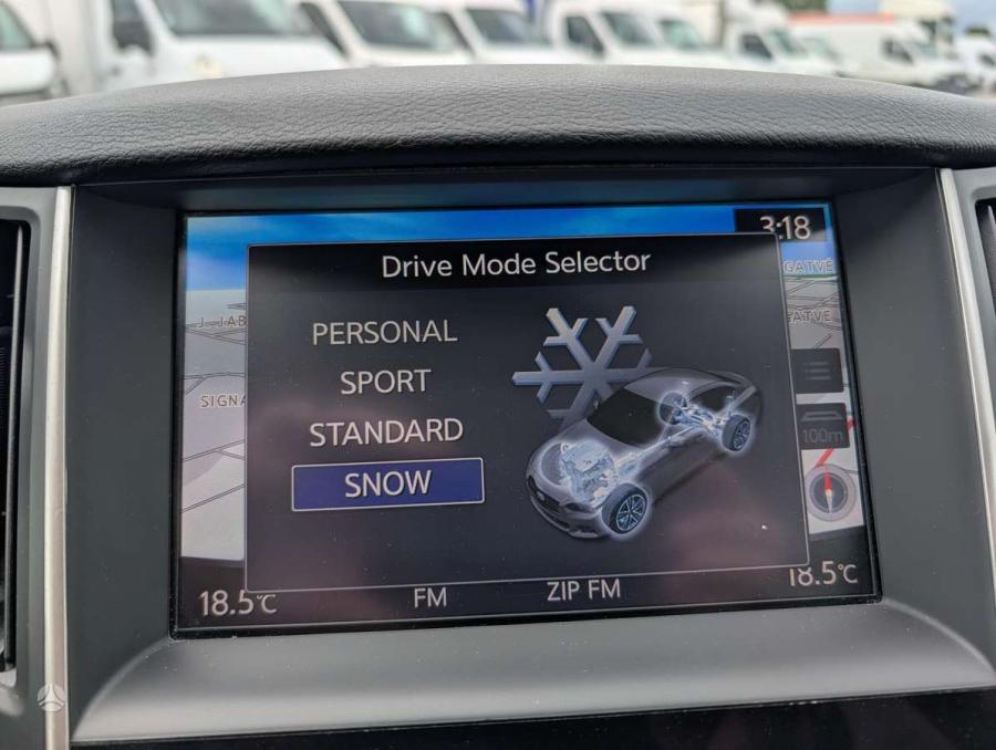 Melns Infiniti Q50 2016 Tauragė, ar dzinēja tilpumu 2.14 L un nobraukumu 231 tūkst. km par 6900 €, foto 16 vietnē AUTOMOTO.COM.LV