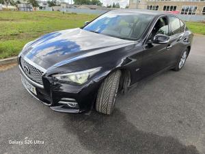 Black Infiniti Q50 2017 in Jonava, with an engine capacity of 2.14 L and mileage of 155 thousand km for 2999 €, photo 5 on AUTOMOTO.COM.LV