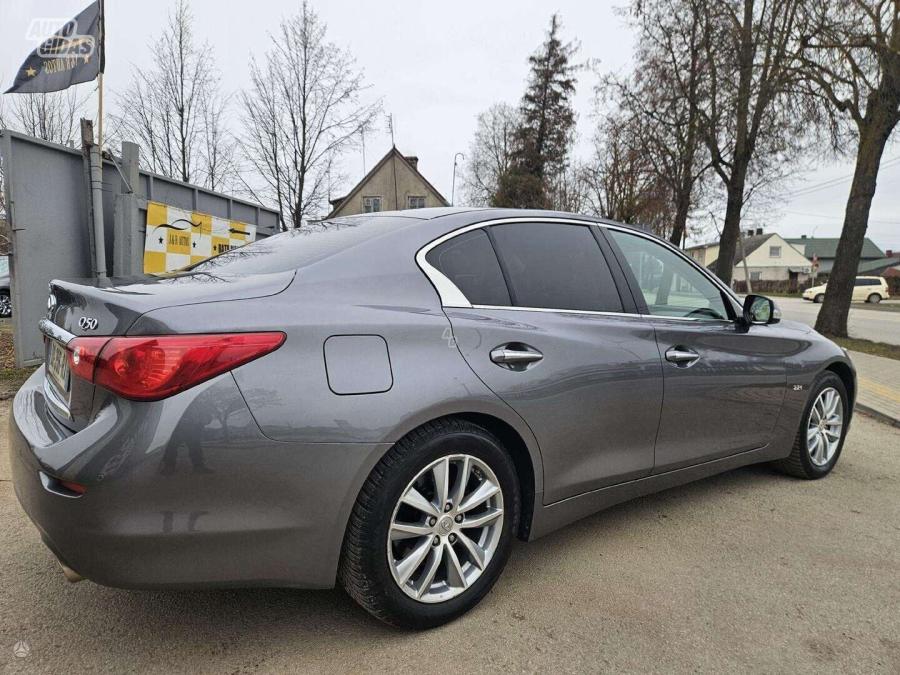 Grey Infiniti Q50 2015 in Siauliai, with an engine capacity of 2.10 L and mileage of 255 thousand km for 6950 €, photo 8 on AUTOMOTO.COM.LV