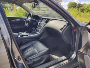 Grey Infiniti Q50 2015 in Kaunas, with an engine capacity of 2.14 L and mileage of 372 thousand km for 4900 €, photo 6 on AUTOMOTO.COM.LV