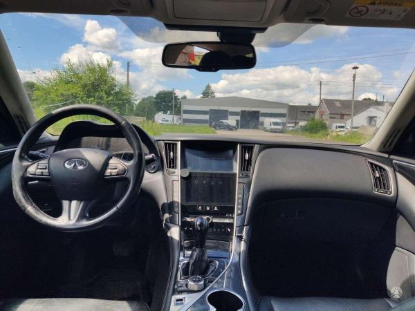 Grey Infiniti Q50 2015 in Kaunas, with an engine capacity of 2.14 L and mileage of 372 thousand km for 4900 €, photo 6 on AUTOMOTO.COM.LV