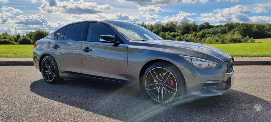 Grey Infiniti Q50 2015 in Kaunas, with an engine capacity of 2.14 L and mileage of 240 thousand km for 7000 €, photo 4 on AUTOMOTO.COM.LV