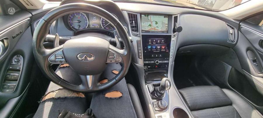 Grey Infiniti Q50 2015 in Kaunas, with an engine capacity of 2.14 L and mileage of 240 thousand km for 7000 €, photo 10 on AUTOMOTO.COM.LV