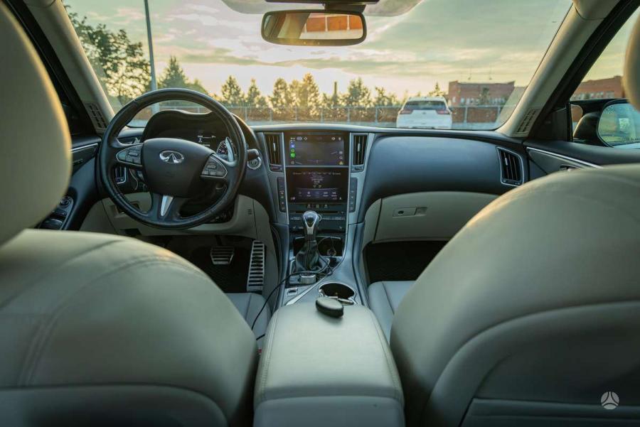 Pelēks Infiniti Q50 2016 Kauņa, ar dzinēja tilpumu 3.00 L un nobraukumu 48 tūkst. km par 14300 €, foto 9 vietnē AUTOMOTO.COM.LV