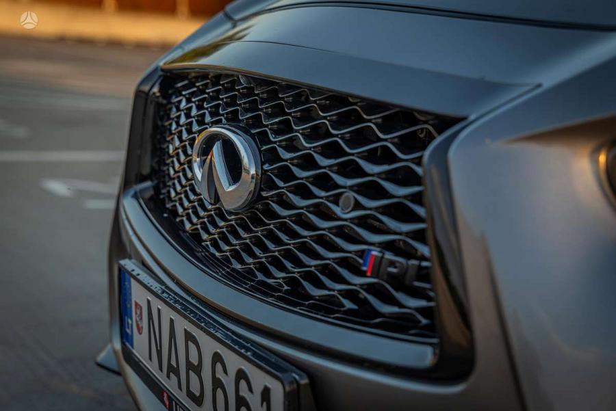 Pelēks Infiniti Q50 2016 Kauņa, ar dzinēja tilpumu 3.00 L un nobraukumu 48 tūkst. km par 14300 €, foto 13 vietnē AUTOMOTO.COM.LV