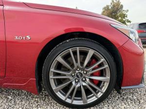 Sarkans Infiniti Q50 2017 Viļņa, ar dzinēja tilpumu 3.00 L un nobraukumu 129 tūkst. km par 10500 €, foto 12 vietnē AUTOMOTO.COM.LV