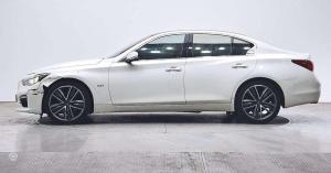 White Infiniti Q50 2015 in Vilnius, with an engine capacity of 2.14 L and mileage of 212 thousand km for 7502 €, photo 4 on AUTOMOTO.COM.LV