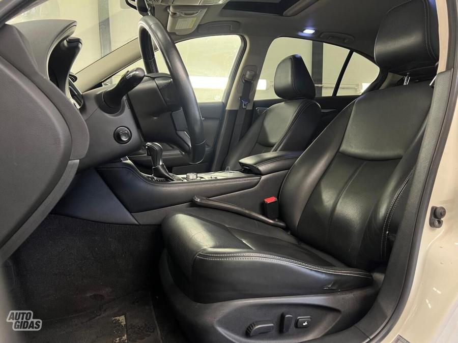 Balts Infiniti Q50 2015 Aukštieji Rusokai, ar dzinēja tilpumu 2.20 L un nobraukumu 230 tūkst. km par 6400 €, foto 14 vietnē AUTOMOTO.COM.LV