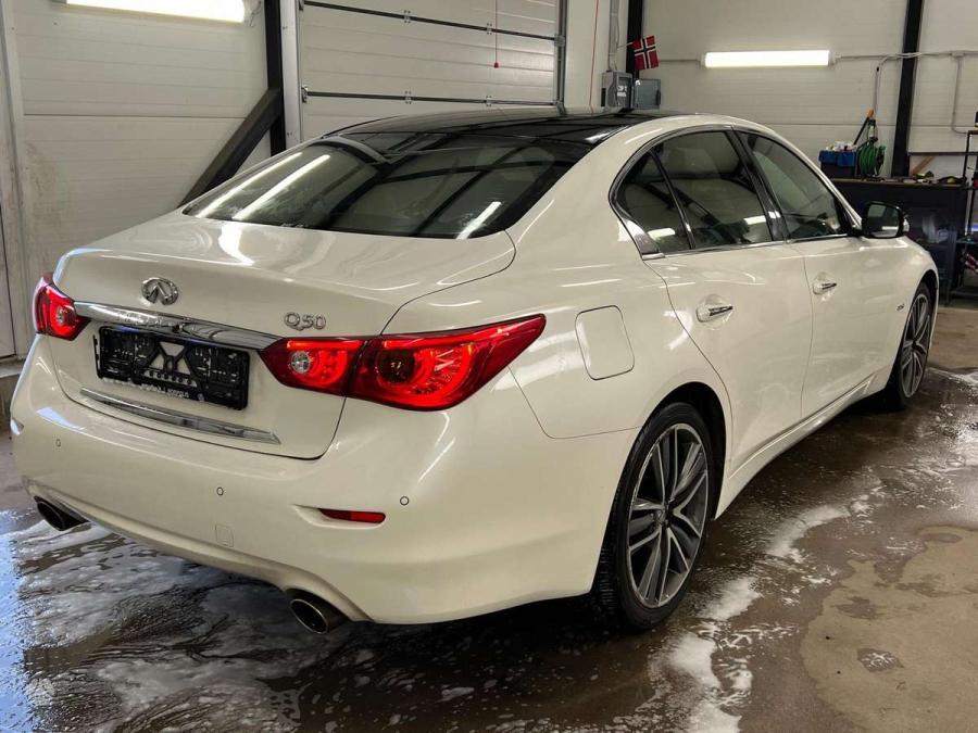 Balts Infiniti Q50 2015 Viļņa, ar dzinēja tilpumu 2.14 L un nobraukumu 230 tūkst. km par 6400 €, foto 9 vietnē AUTOMOTO.COM.LV