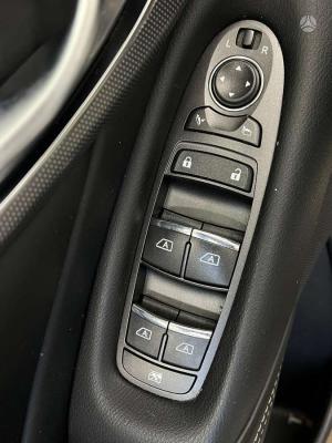 Balts Infiniti Q50 2015 Viļņa, ar dzinēja tilpumu 2.14 L un nobraukumu 230 tūkst. km par 6400 €, foto 11 vietnē AUTOMOTO.COM.LV