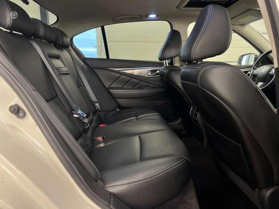 Balts Infiniti Q50 2015 Viļņa, ar dzinēja tilpumu 2.14 L un nobraukumu 230 tūkst. km par 6400 €, foto 29 vietnē AUTOMOTO.COM.LV