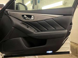 Balts Infiniti Q50 2015 Viļņa, ar dzinēja tilpumu 2.14 L un nobraukumu 230 tūkst. km par 6400 €, foto 30 vietnē AUTOMOTO.COM.LV