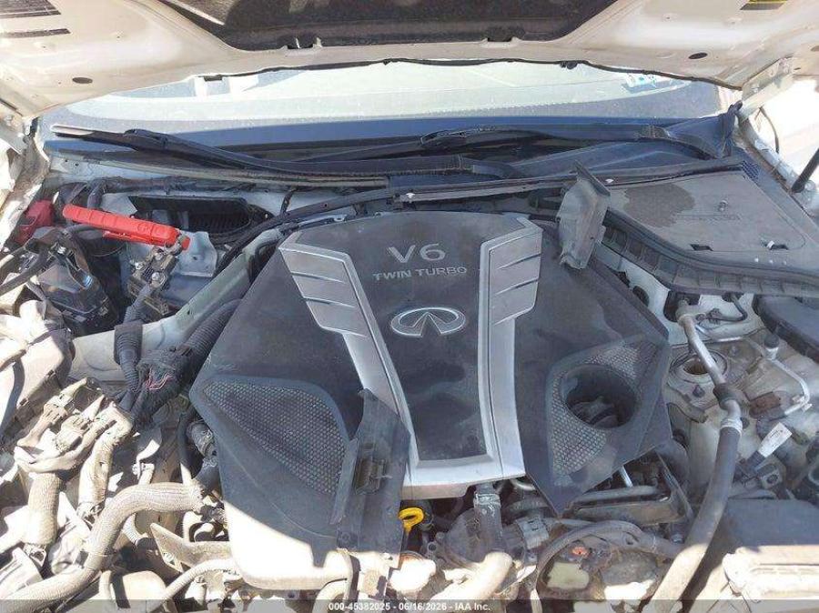 Balts Infiniti Q60 2017 Panevēža, ar dzinēja tilpumu 3.00 L un nobraukumu 150 tūkst. km par 6700 €, foto 10 vietnē AUTOMOTO.COM.LV
