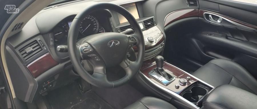 Melns Infiniti Q70 2015 Viļņa, ar dzinēja tilpumu 2.10 L un nobraukumu 260 tūkst. km par 9444 €, foto 8 vietnē AUTOMOTO.COM.LV