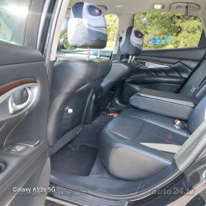 Black Infiniti Q70 2017 in Valga, with an engine capacity of 2.10 L and mileage of 190 thousand km for 6500 €, photo 9 on AUTOMOTO.COM.LV