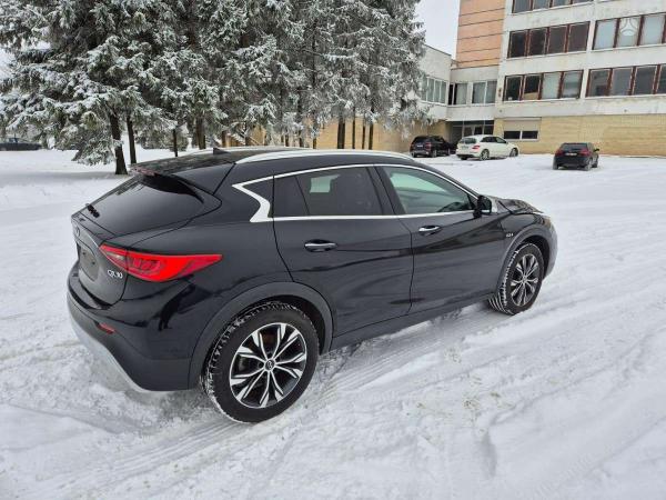 Melns Infiniti QX30 2017 Panevēža, ar dzinēja tilpumu 2.10 L un nobraukumu 123 tūkst. km par 6999 €, foto 7 vietnē AUTOMOTO.COM.LV