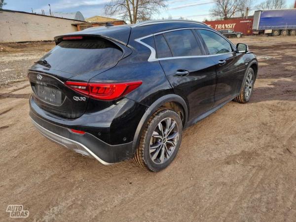 Black Infiniti QX30 2017 in Panevezys, with an engine capacity of 2.10 L and mileage of 124 thousand km for 5999 €, photo 3 on AUTOMOTO.COM.LV