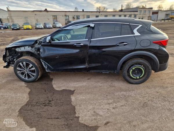Black Infiniti QX30 2017 in Panevezys, with an engine capacity of 2.10 L and mileage of 124 thousand km for 5999 €, photo 6 on AUTOMOTO.COM.LV