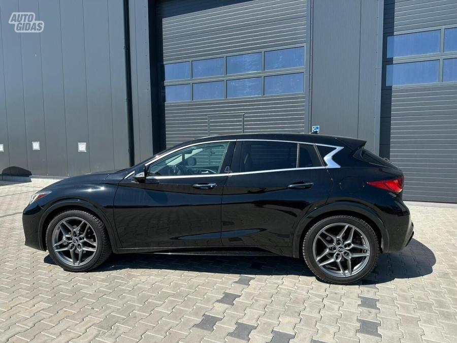 Melns Infiniti QX30 2017 Klaipėda, ar dzinēja tilpumu 2.00 L un nobraukumu 113 tūkst. km par 13400 €, foto 6 vietnē AUTOMOTO.COM.LV