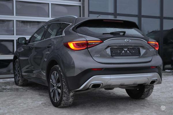 Grey Infiniti QX30 2016 in Vilnius, with an engine capacity of 2.14 L and mileage of 138 thousand km for 14500 €, photo 7 on AUTOMOTO.COM.LV