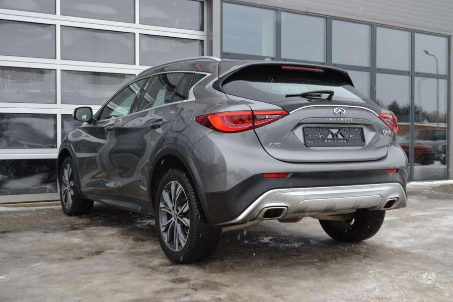 Pelēks Infiniti QX30 2016 Viļņa, ar dzinēja tilpumu 2.14 L un nobraukumu 138 tūkst. km par 14000 €, foto 7 vietnē AUTOMOTO.COM.LV