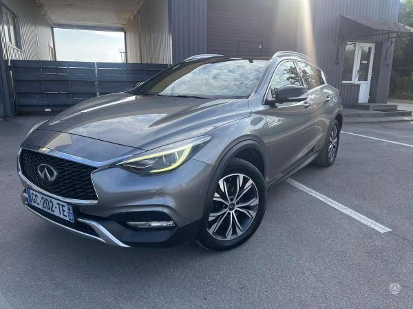 Pelēks Infiniti QX30 2017 Tauragė, ar dzinēja tilpumu 2.14 L un nobraukumu 176 tūkst. km par 8200 €, foto 1 vietnē AUTOMOTO.COM.LV