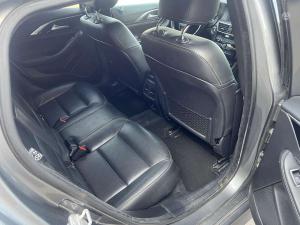 Grey Infiniti QX30 2017 in Taurage, with an engine capacity of 2.14 L and mileage of 176 thousand km for 8200 €, photo 14 on AUTOMOTO.COM.LV