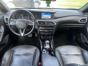 Grey Infiniti QX30 2017 in Taurage, with an engine capacity of 2.14 L and mileage of 176 thousand km for 8200 €, photo 24 on AUTOMOTO.COM.LV