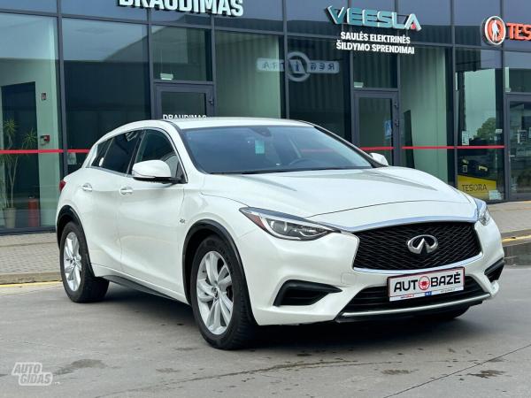 Белый Инфинити QX30 2019 в Шяуляй, объемом двигателя 2.00 л и пробегом 56 тыс. км за 12490 €, фото 2 на AUTOMOTO.COM.LV