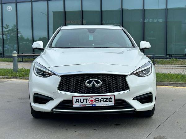 Balts Infiniti QX30 2019 Šauļi, ar dzinēja tilpumu 2.00 L un nobraukumu 56 tūkst. km par 12490 €, foto 2 vietnē AUTOMOTO.COM.LV