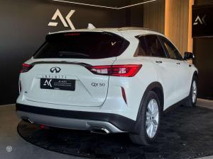 Белый Инфинити QX50 2019 в Каунас, объемом двигателя 2.00 л и пробегом 74 тыс. км за 19990 €, фото 11 на AUTOMOTO.COM.LV