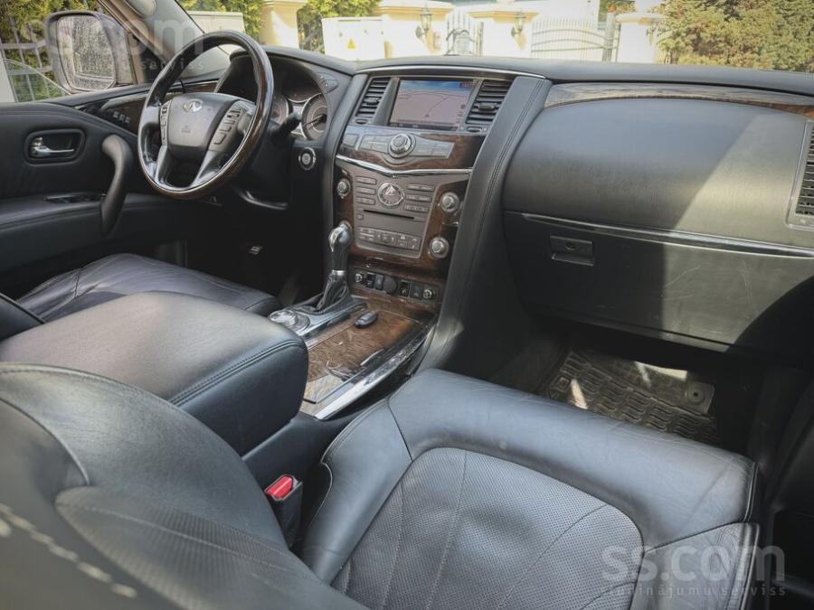 Melns Infiniti QX56 2012 Rīga, ar dzinēja tilpumu 5.60 L un nobraukumu 148 tūkst. km par 12000 €, foto 12 vietnē AUTOMOTO.COM.LV