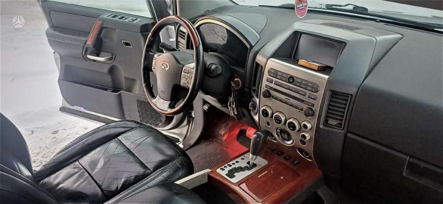 Pelēks Infiniti QX56 2005 Viļņa, ar dzinēja tilpumu 5.60 L un nobraukumu 292 tūkst. km par 4800 €, foto 12 vietnē AUTOMOTO.COM.LV