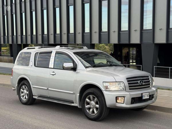 Grey Infiniti QX56 2005 in Vilnius, with an engine capacity of 5.60 L and mileage of 189 thousand km for 5650 €, photo 3 on AUTOMOTO.COM.LV