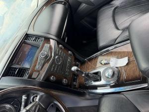Pelēks Infiniti QX56 2011 Šauļi, ar dzinēja tilpumu 5.55 L un nobraukumu 137 tūkst. km par 7700 €, foto 31 vietnē AUTOMOTO.COM.LV