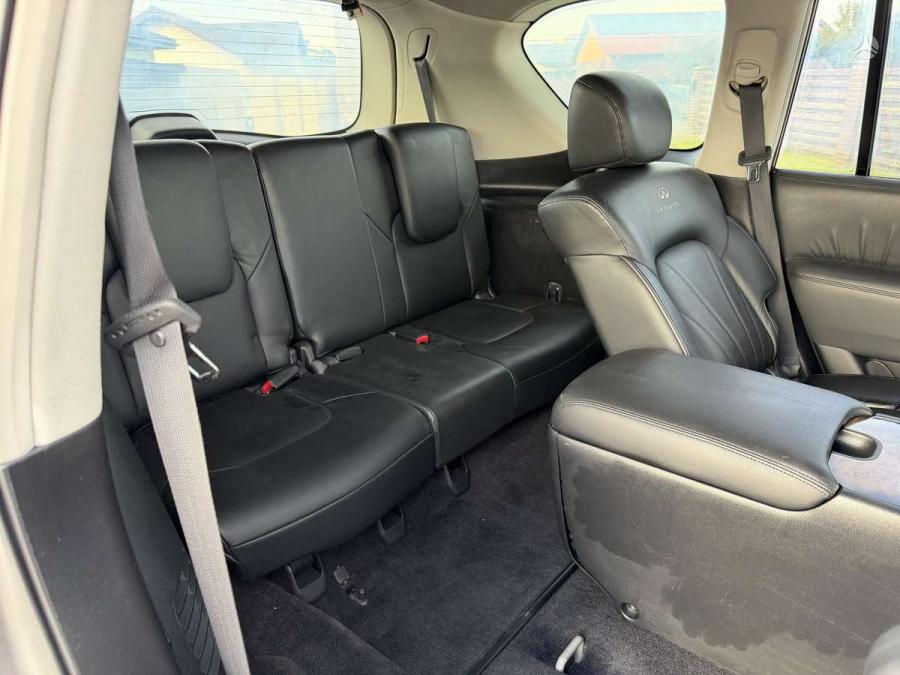 Серый Инфинити QX56 2011 в Шяуляй, объемом двигателя 5.55 л и пробегом 117 тыс. км за 8500 €, фото 18 на AUTOMOTO.COM.LV