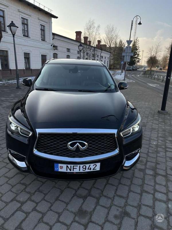 Черный Инфинити QX60 2019 в Мажейкяй, объемом двигателя 3.50 л и пробегом 144 тыс. км за 24500 €, фото 2 на AUTOMOTO.COM.LV