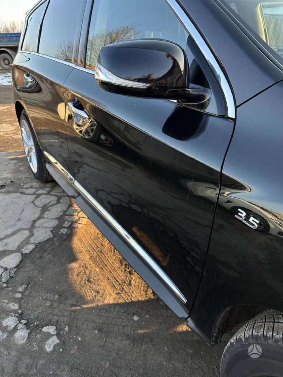 Черный Инфинити QX60 2019 в Мажейкяй, объемом двигателя 3.50 л и пробегом 144 тыс. км за 24500 €, фото 13 на AUTOMOTO.COM.LV