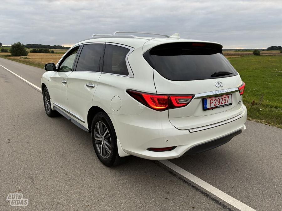 Infiniti QX60 2017 in Telschi, with an engine capacity of 3.50 L and mileage of 170 thousand km for 6500 €, photo 7 on AUTOMOTO.COM.LV