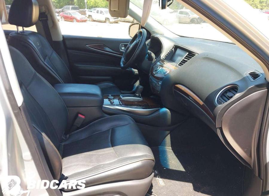 Pelēks Infiniti QX60 2014 Panevēža, ar dzinēja tilpumu 2.50 L un nobraukumu 111 tūkst. km par 7500 €, foto 6 vietnē AUTOMOTO.COM.LV