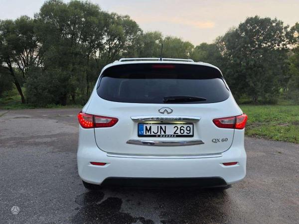 Balts Infiniti QX60 2015 Kauņa, ar dzinēja tilpumu 3.50 L un nobraukumu 240 tūkst. km par 10000 €, foto 4 vietnē AUTOMOTO.COM.LV