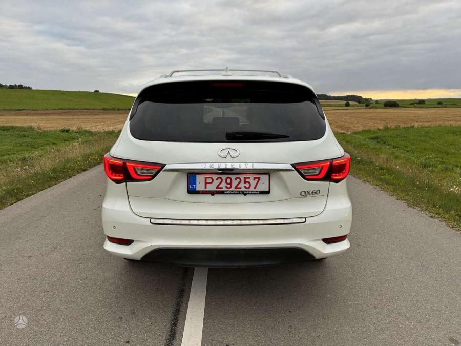 Balts Infiniti QX60 2017 Telšiai, ar dzinēja tilpumu 3.50 L un nobraukumu 170 tūkst. km par 6500 €, foto 7 vietnē AUTOMOTO.COM.LV
