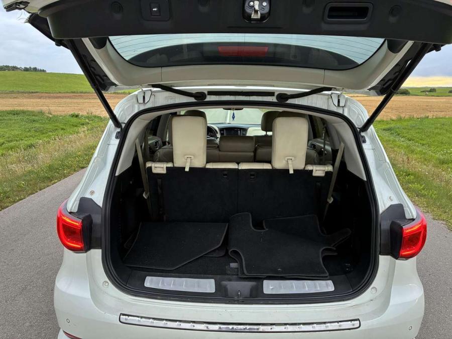 Balts Infiniti QX60 2017 Telšiai, ar dzinēja tilpumu 3.50 L un nobraukumu 170 tūkst. km par 6500 €, foto 15 vietnē AUTOMOTO.COM.LV